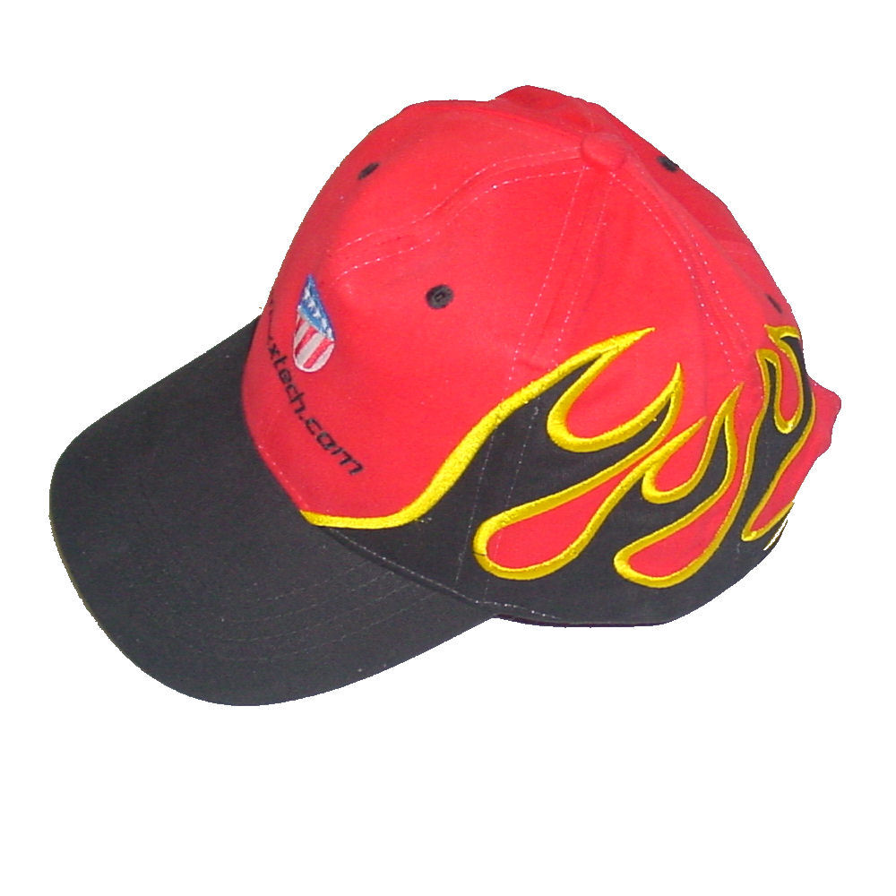 Rote MaxxTech Performance Baseballkappe mit Flammen