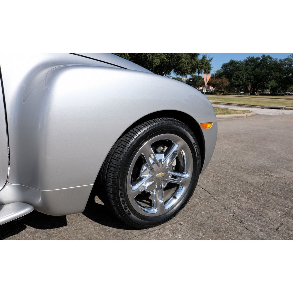 Original Front Radnabenkappe Chrom für 03-06 Chevy SSR