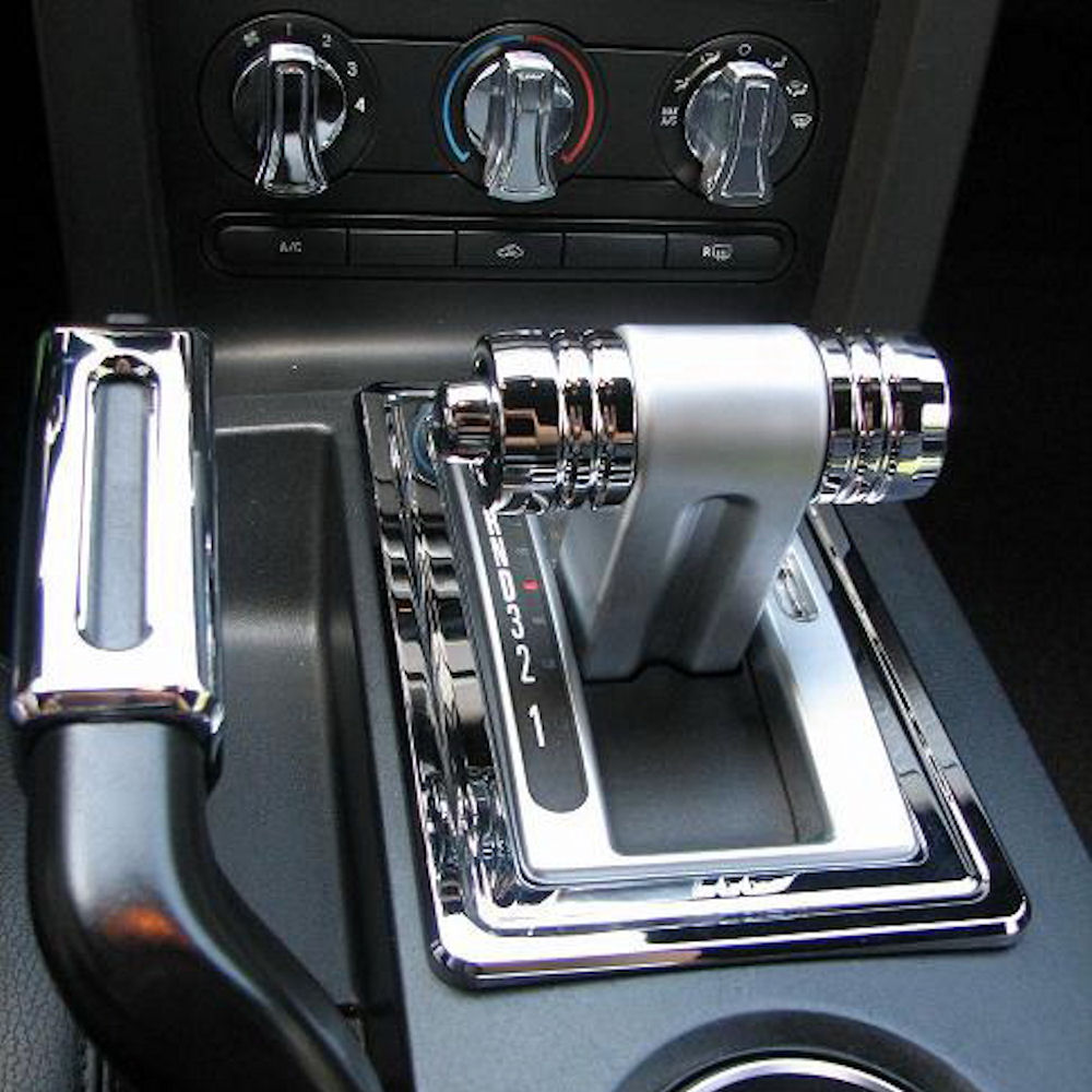 Dupont Automatic Shifter Bezel (05-09 Ford Mustang GT)