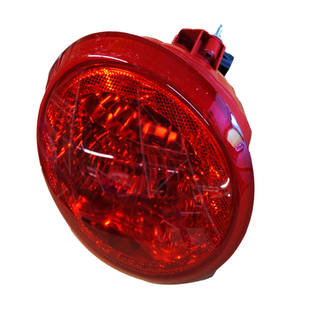 Original GM Tail Lamp RH for 2003-2006 Chevrolet SSR