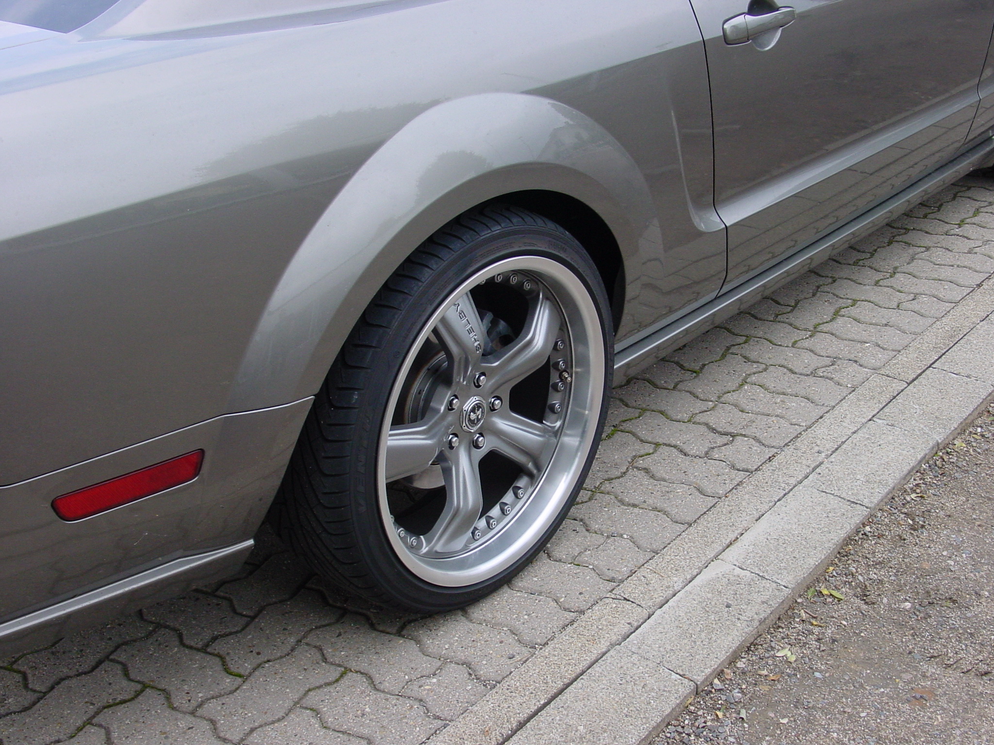 Shelby Razor Alloy Wheel 18x9 (anthracite) for 2005-2014 Ford Mustang